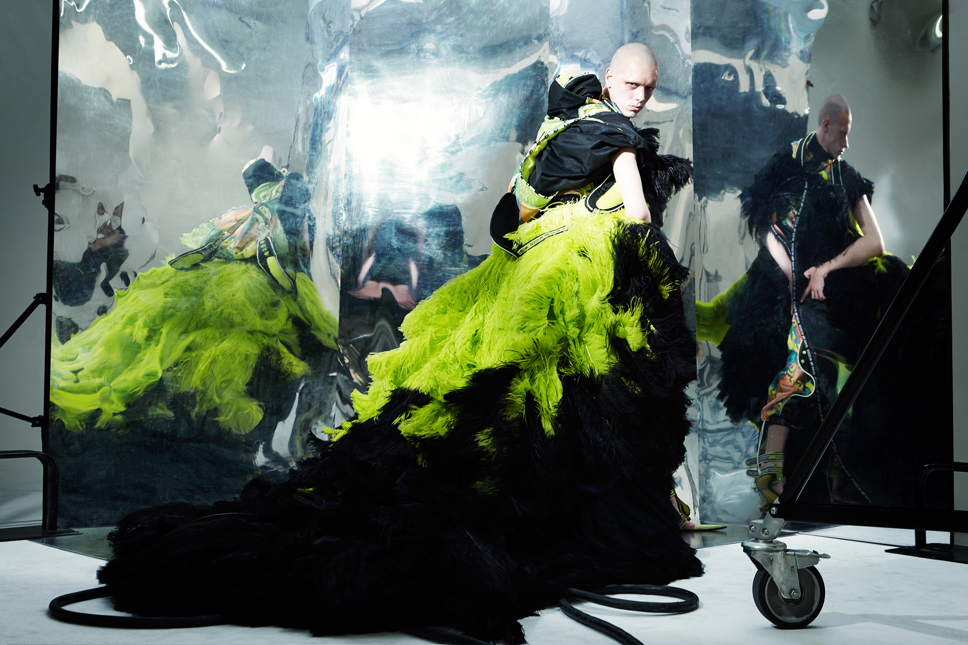 China Designers: Sensen Lii's Brain Births Alien Couture — RADII